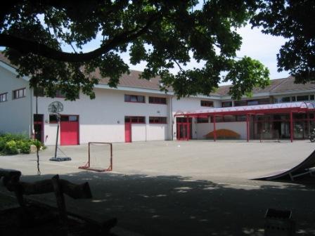 Kappelen - Kindergarten, Primar- und Realschule
