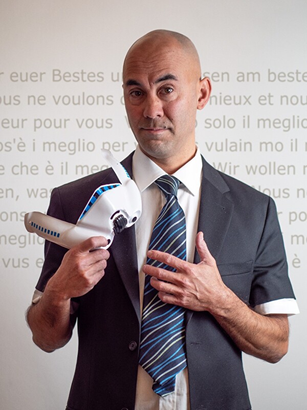 Baar - Eine Premiere für die Schüür und für Simon Chen